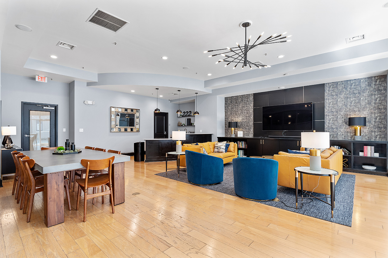 Gallery - 222 Glenwood